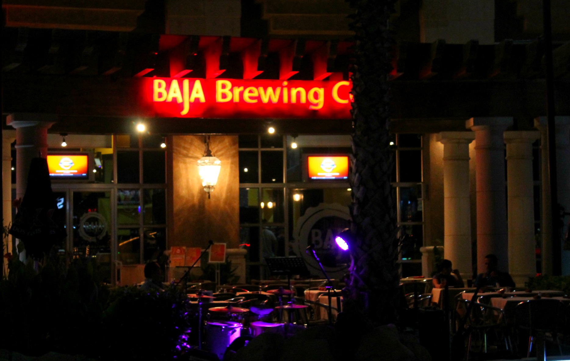 Party Places: A Guide to Nightlife in Cabo San Lucas | Los Cabos Guide Blog